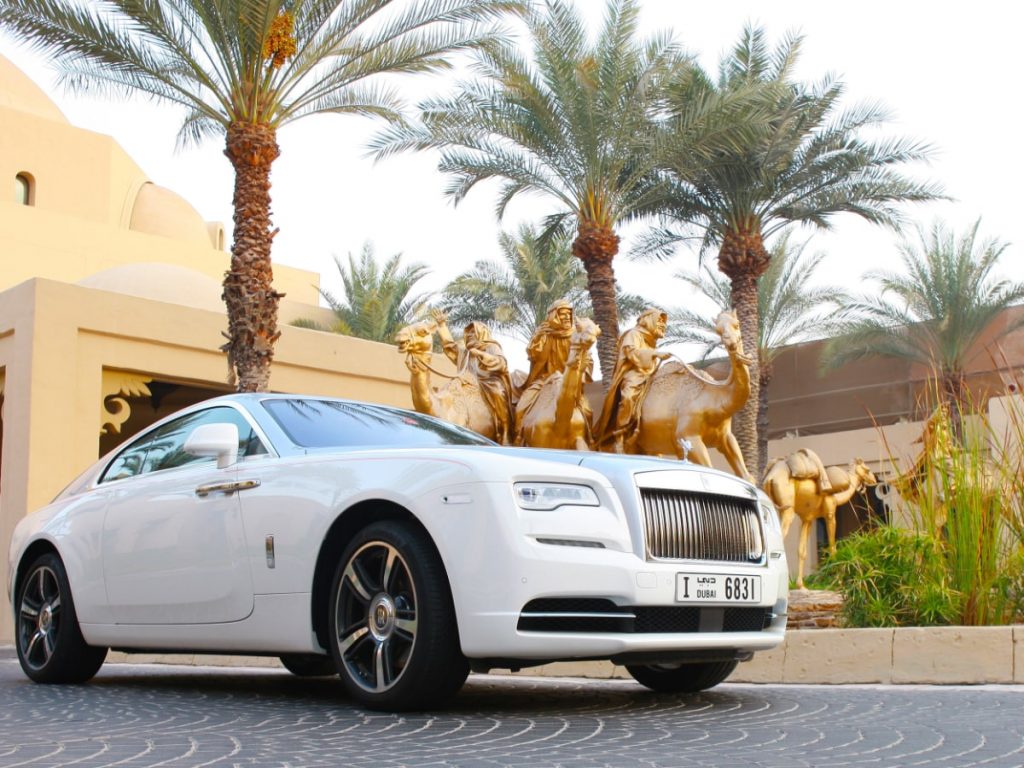 Self-Drive Car Hire Services in Dubai | Avenue Car Rentals & Limousines